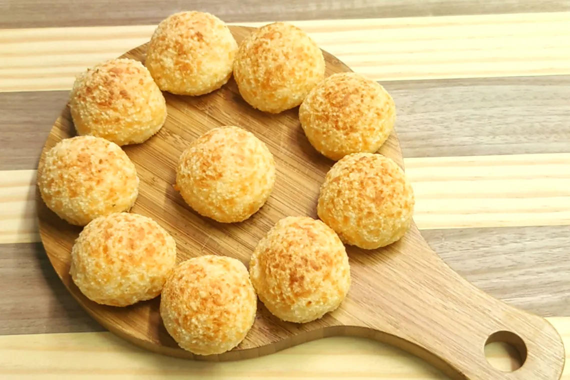 Pão De Queijo De Tapioca Granulada: Receita Fácil E Rápida | Vale Do ...